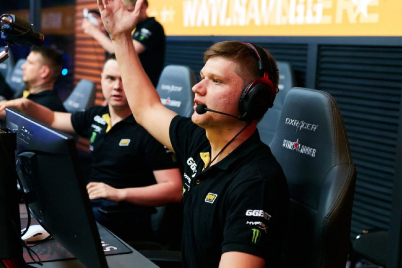 S1mple FaZe Clan-ға ауысуы және rain-мен алғашқы байланысы туралы айтты ...