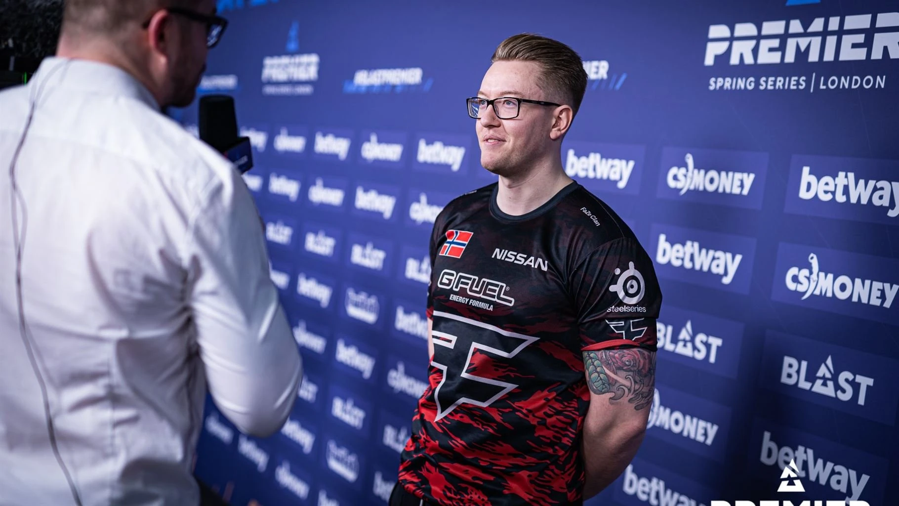 Rain FaZe Clan-нан s1mple-мен бірге ойын туралы айтты | Sport Pulse